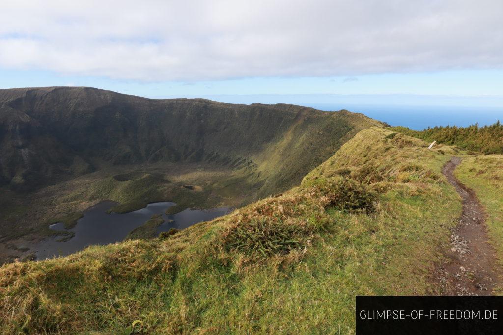 Caldeira Faial - Wanderung auf den Azoren (Tipps & Karte)