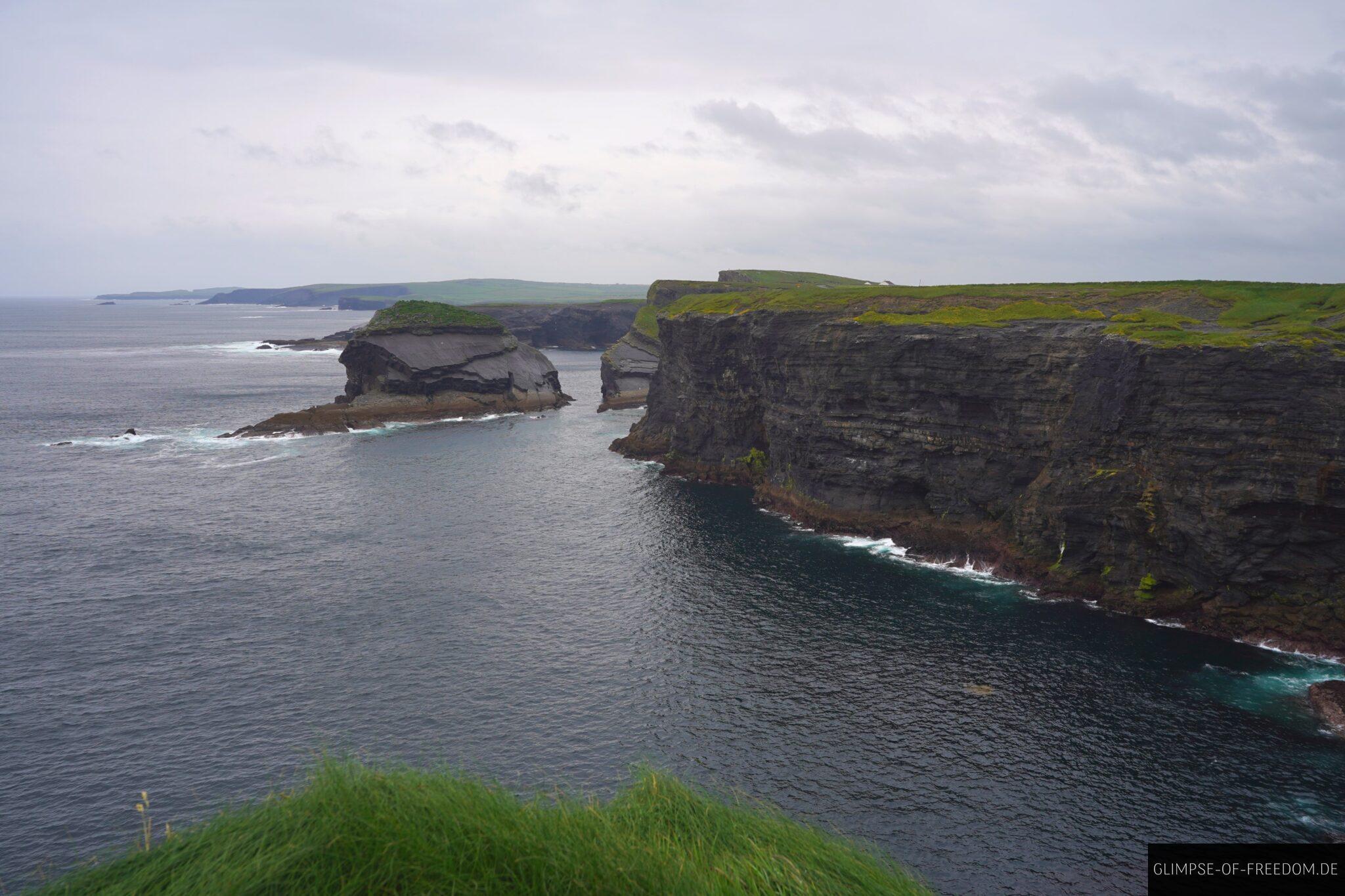 Kilkee Cliffs: Aussichtspunkt und Kilkee Cliff Walk [Irland]